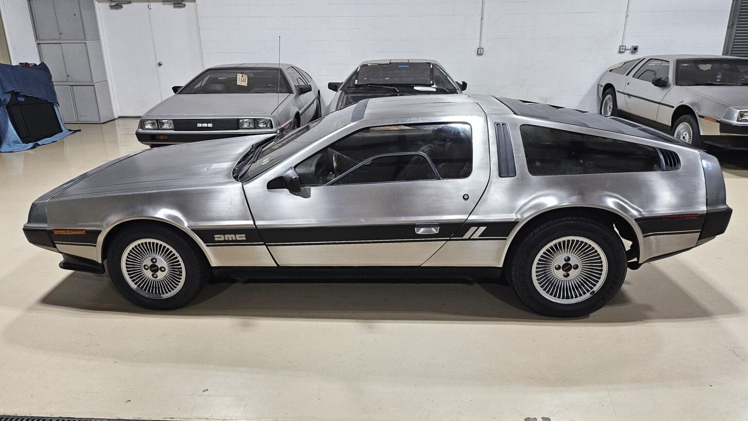 Buying DeLoreans - DeLorean Midwest